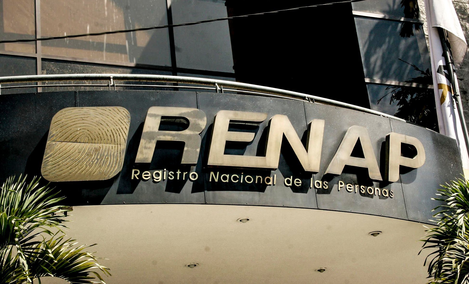 Renap deroga el cobro que realizaba por entregar información pública ...